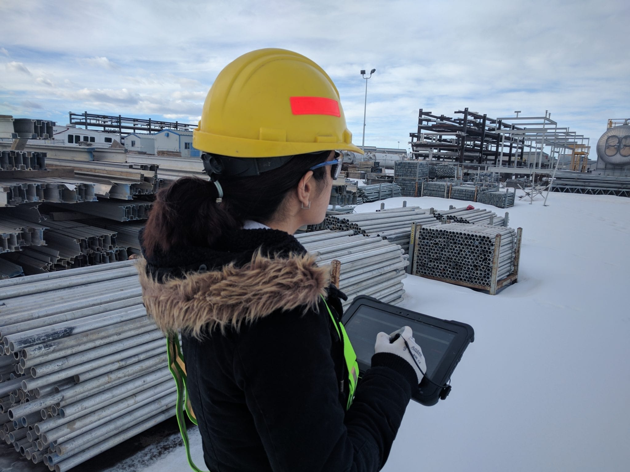 Moving to a Paperless Construction Site with Mobile Applications ...
